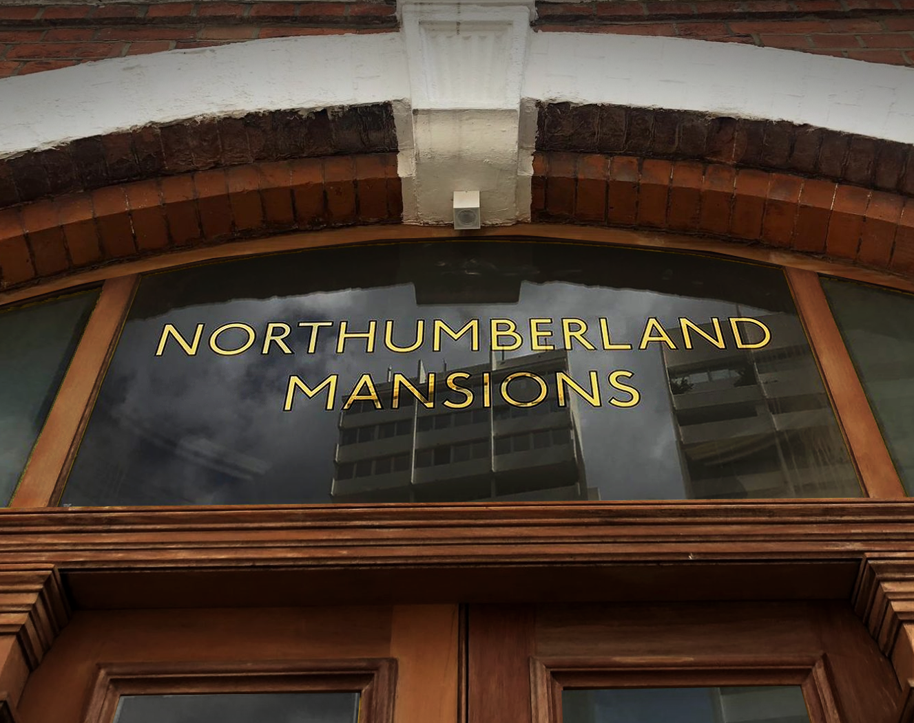 Painted House numbers London - Serainabaumgartner.com